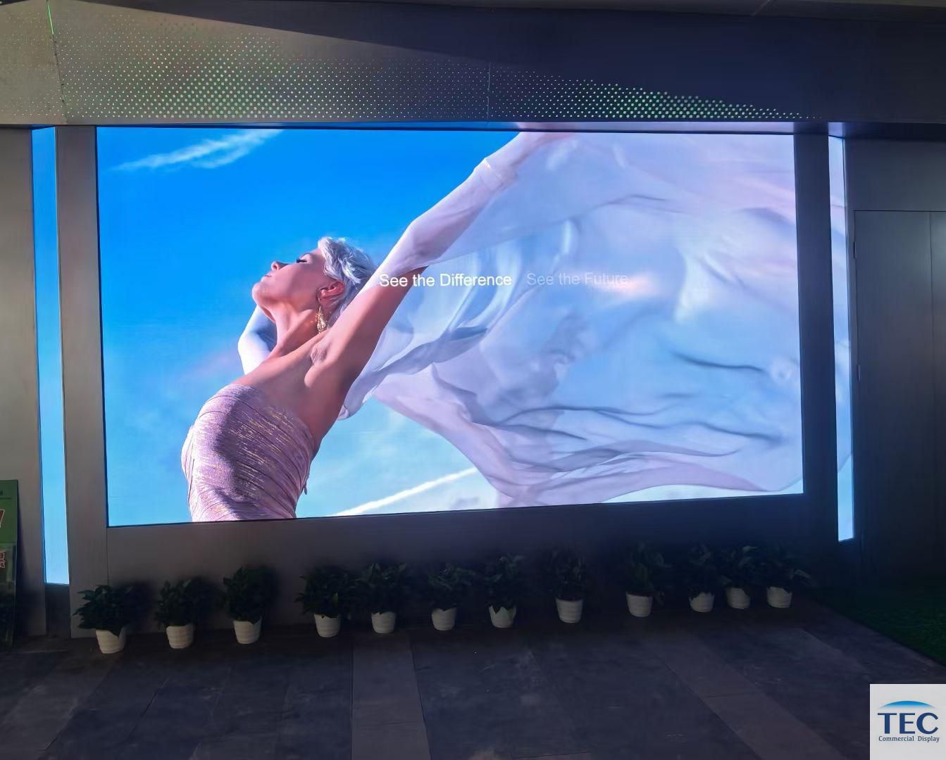 Solution TEC window glass LED video wall Solutions, invisible clear ...