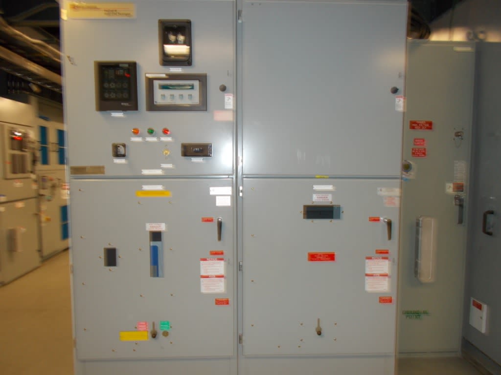 Robicon Perfect Harmony SIEMENS LEGACY VFD, A1A469718.00HRM Micro ...