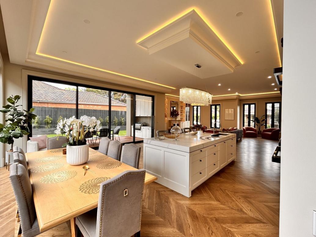 Luxury House with AMJ Premium Aluminum Glass,请登录后台后到SEO选项里设置网页标题